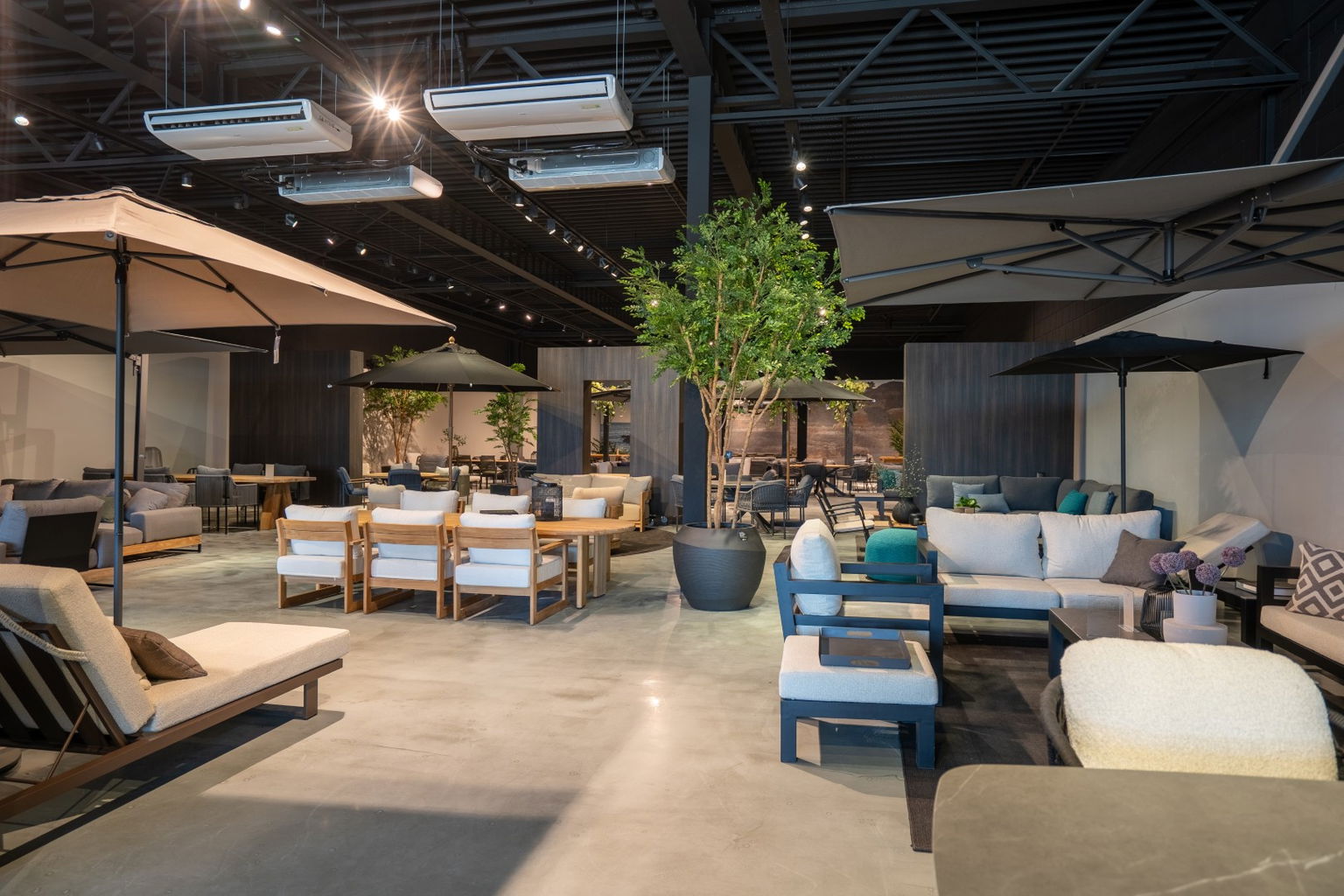 Yoi Oisterwijk | BOREK Parasols & Outdoor Furniture