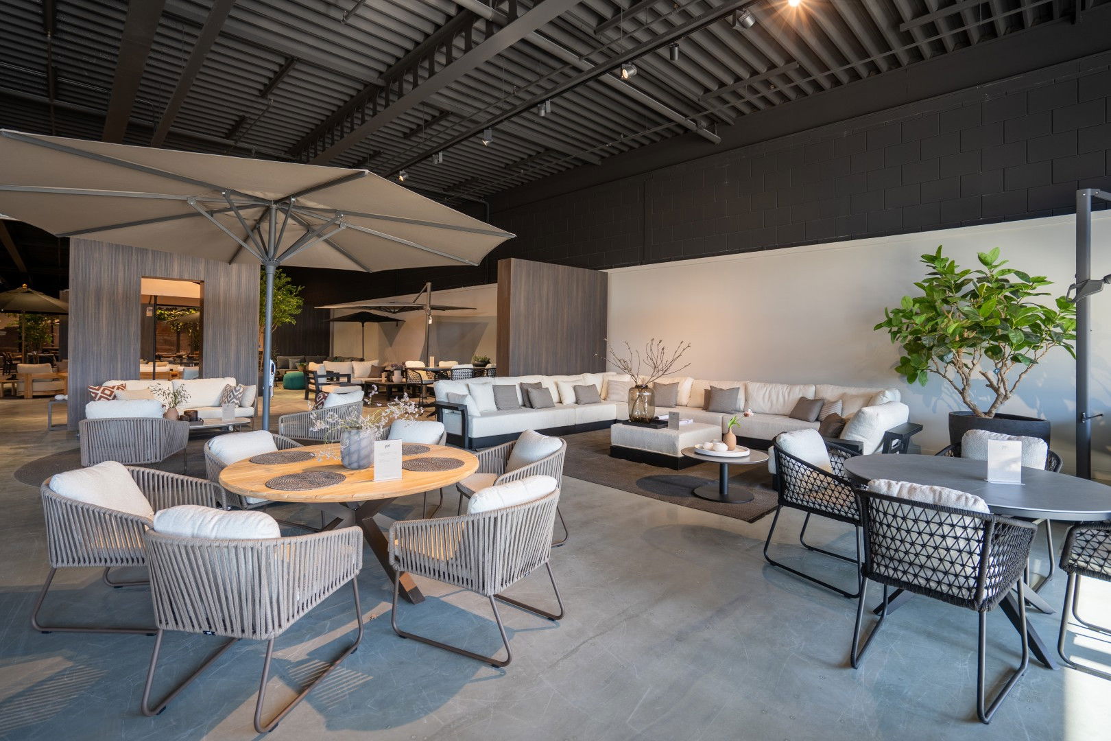 Yoi Oisterwijk | BOREK Parasols & Outdoor Furniture