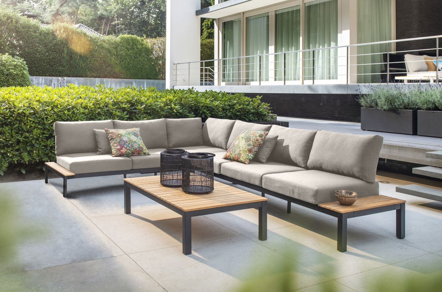 Yoi | BOREK Parasols & Outdoor Furniture